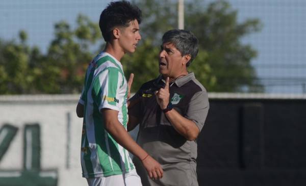 Daniel Correa continuará en el 2024 como DT de Bella Vista - La Nueva