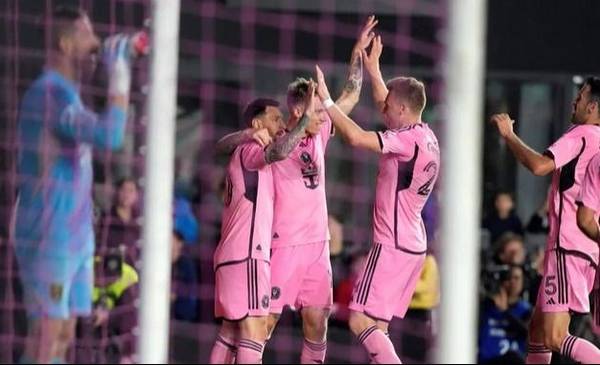 Con un Messi determinante, Inter Miami venció 2-0 a Real Salt Lake en ...