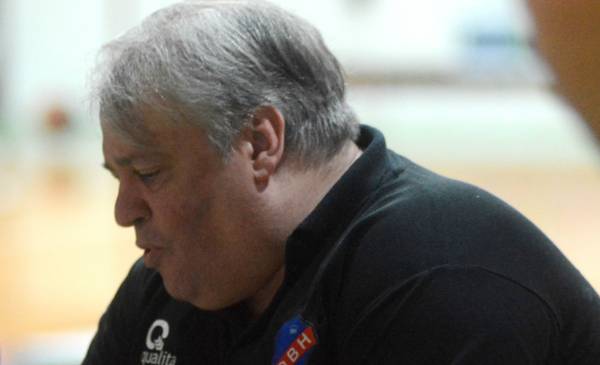 Ignacio "Michigan" Ferhmin dejó de ser el entrenador de Barrio Hospital - La Nueva