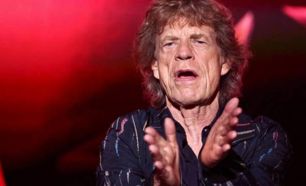 Mick Jagger se animó a bailar “Moves Like Jagger” y sorprendió a todos - La Nueva