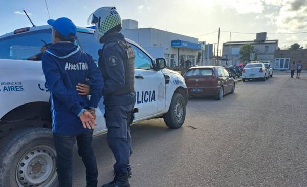 Lo Pararon En Un Control Y Le Encontraron Marihuana La Nueva