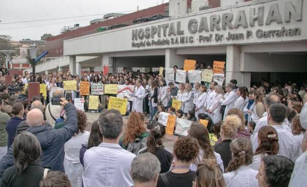 El gobierno pide a los médicos del Garrahan que suspendan la protesta ...