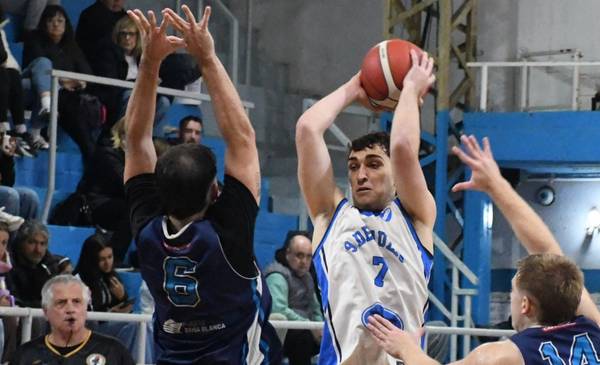 9 de Julio había guardado una carta y se quedó con el Nº1 en la LBB ...