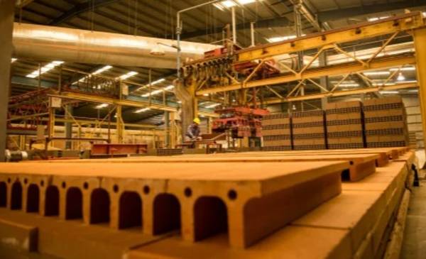 La actividad industrial creció 12%, pero sigue debajo de los niveles de 2023 - La Nueva