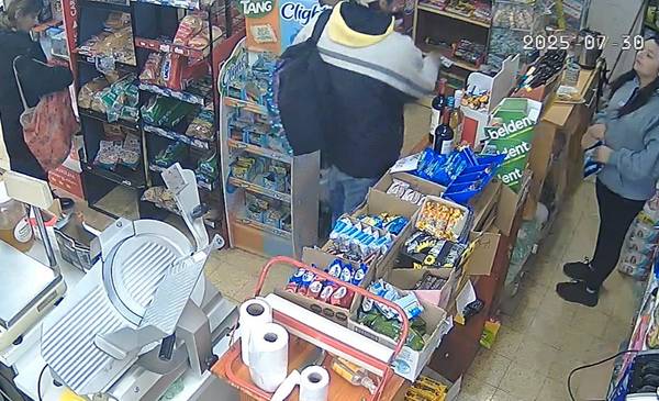 Gracias a las cámaras de seguridad, capturan a una mechera que robaba ...