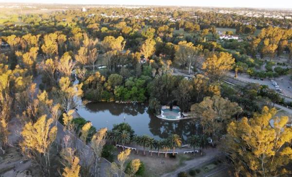 Bahía celebra la primavera en el Parque de Mayo con shows, feria y food ...