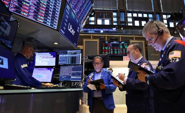 Las acciones y los bonos argentinos vuelven a caer y el riesgo país sube a 1.560 puntos - La Nueva