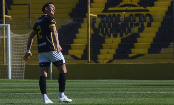 Sebastián Álvarez hizo un golazo de chilena, que lo empezó a idear ...