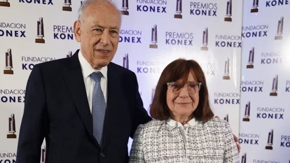 Lecheria La Lupa Latina Amaszonas Y Qatar Airways Cargo Comenzarán A