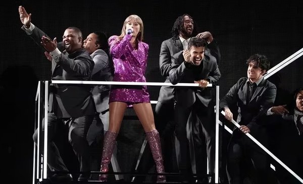 Taylor Swift se conmovió ante la reacción del público argentino - La Nueva Taylor Swift se conmovió ante la reacción del público argentino - La Nueva