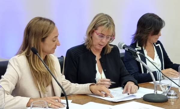 Juraron los nuevos concejales y la presidenta del cuerpo será María ...