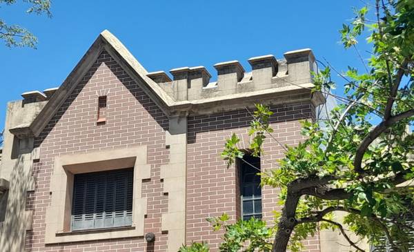 Calle Thompson: casas chorizos apareadas, un edificio de diseño y mucho por descubrir - La Nueva